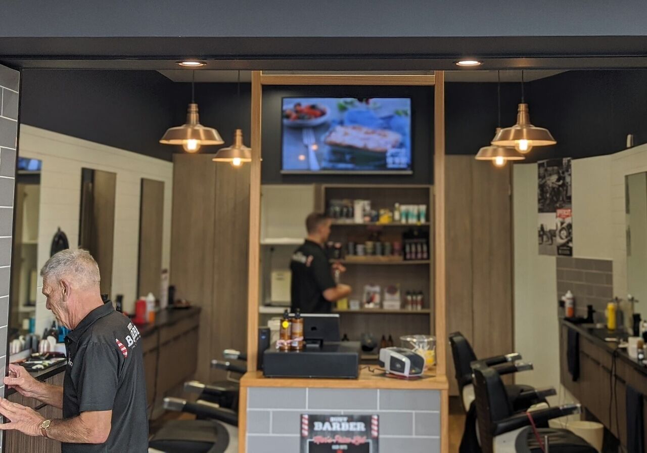Harbour Town Gold Coast • Busy Barber